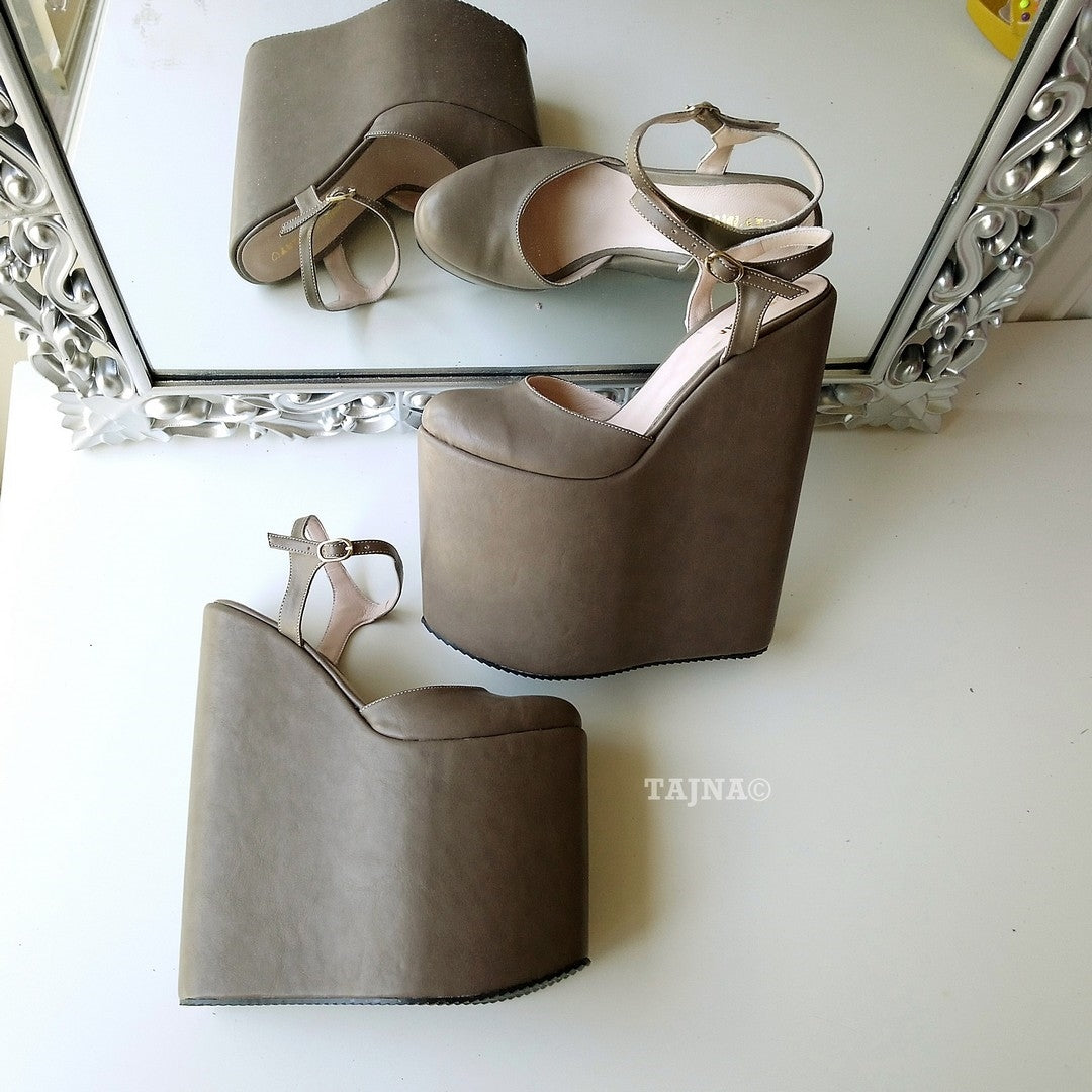 beige platform heels wedding